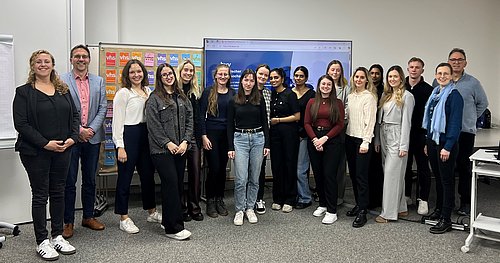 Hochschule Pforzheim - Praxisprojekt in München – Kompetenzprofile für ...